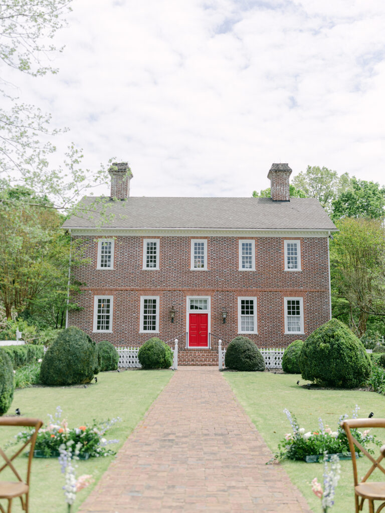 Inola Blue Ridge Georgia Wedding Venue - toriannabrookeportraiture.com