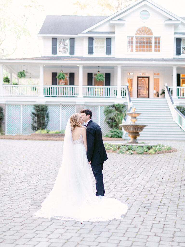 Mackey House Savannah Wedding - toriannabrookeportraiture.com